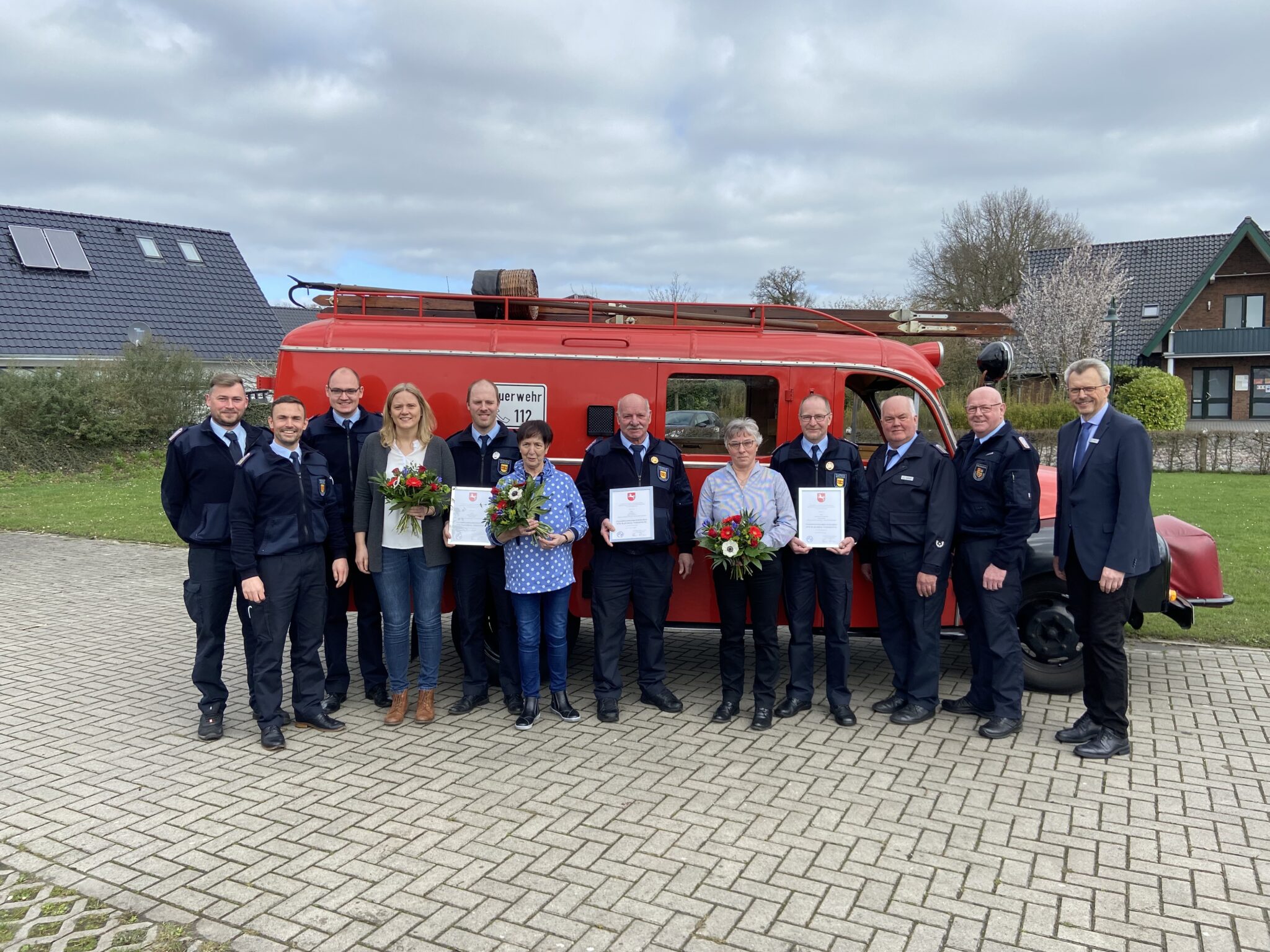 26.03.2023 – Ehrungen für 25 Jahre + 40 Jahre + 50 Jahre in Wiefelstede ...